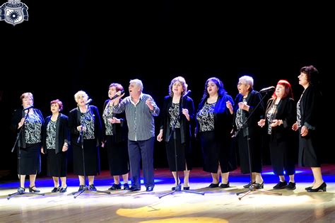 Жители на община Несебър изработиха внушителна мартеница