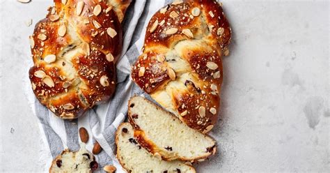 25 Easy Yeast Bread Recipes Insanely Good