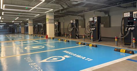 소버린이피에스 전국 최대 규모 전기차 충전소 개장