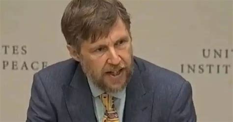 مایکل سمپل روند دوحه به جز وقت‌گذرانی چیزی بیش نیست افغانستان اینترنشنال