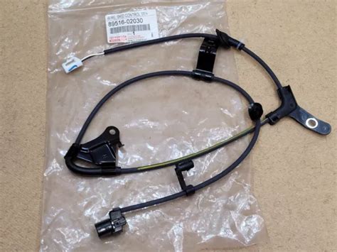 Genuine Toyota Corolla Runx Rear Right Wheel Speed Sensor 89516 02030 £