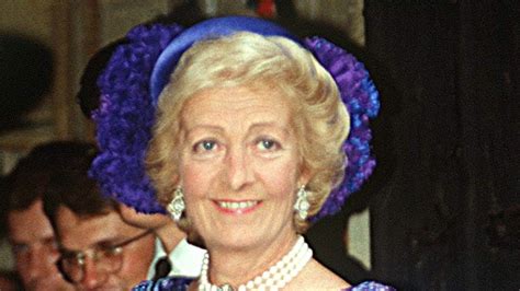 The Tragic Truth Of Princess Dianas Mother Frances Shand Kydd