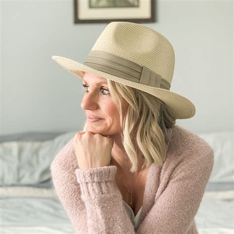 Dressing Your Baby Bump For The Holidays Thrifty Wife Happy Life