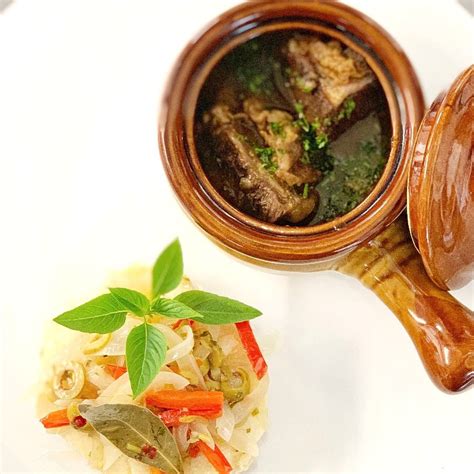 Tras Patio Braised Short Ribcon Escabeche De Ñame