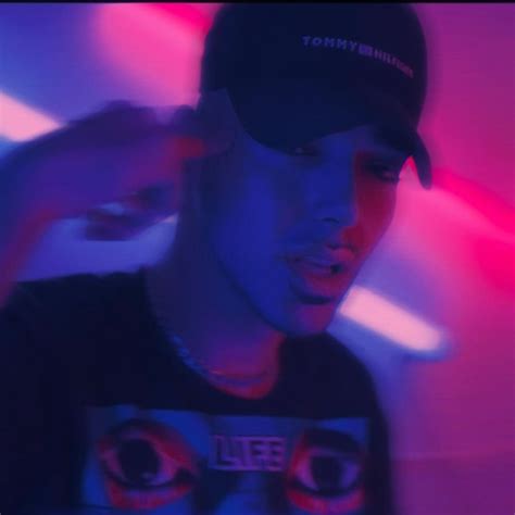 Vic Isr ויק Lyrics Songs And Albums Genius