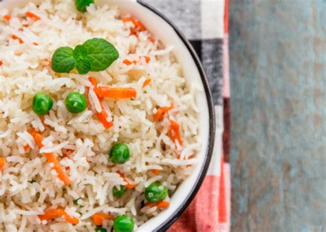 Acompanhamento Para Arroz à Grega O Que Servir Marmitex De Sucesso