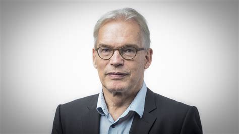 Prof Dr Dr Ingolf Pernice Research Director Hiig