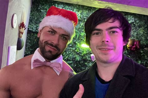 I Went To London S Only Sex Restaurant On A First Date And I M Not Sure If She Will Ever Speak