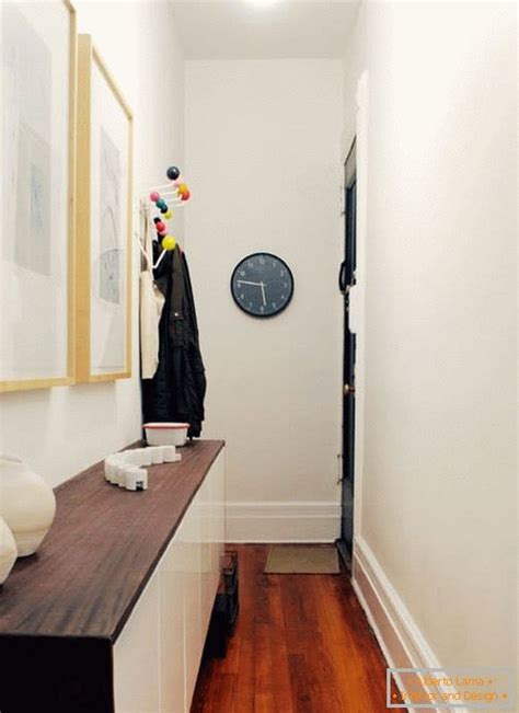 Интериорът на малки коридори като модерен начин за