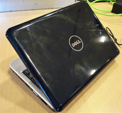 A Glimpse Of The Dell Inspiron Mini Hardwarezone Com Sg