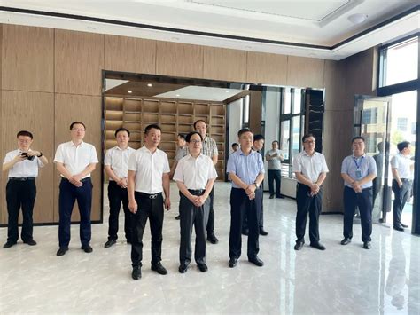 省工信厅二级巡视员张登方领导一行调研幸福连城·烟店智造小镇轴承产业园连城新闻幸福连城控股集团有限公司