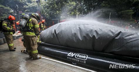 전기차 화재대응 시스템으로 불길 확산 방지