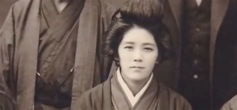 초고령 할머니의 젊은 시절 유머 움짤 이슈 에펨코리아