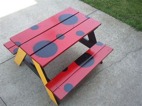 Lady Bug Table Ana White