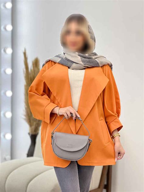 با مانتوهای نارنجی به استایل تابستانی‌تان حس و حال و انرژی بی‌پایان