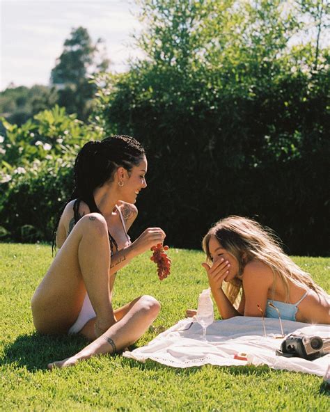 Sydney Sweeney And Halsey Sexy 16 Photos The Fappening