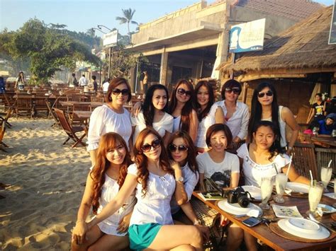 Tante Girang Surabaya