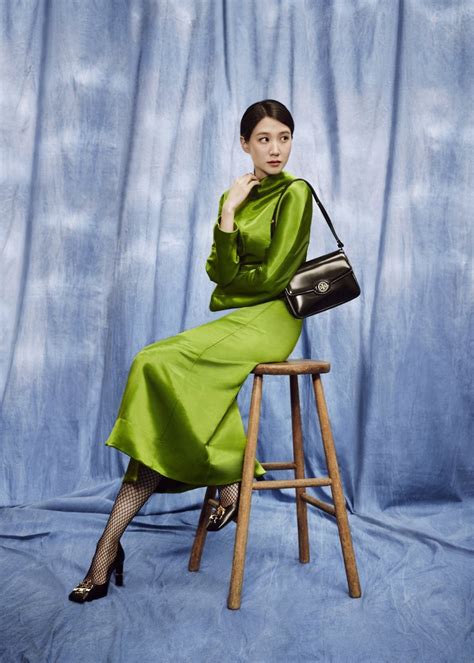 박은빈 쪽진 헤어스타일에 망사 스타킹 반전 매력 [n화보] 헉스