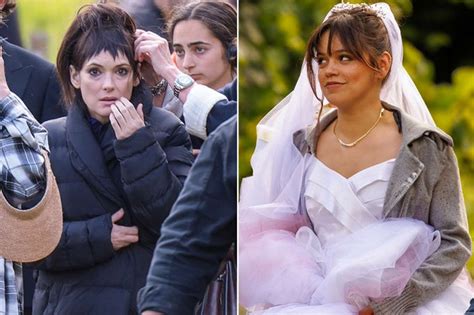 Beetlejuice Sneak Peak Picture A First Look At The Sequel