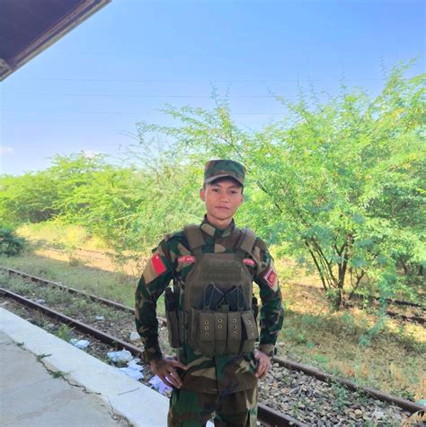 ပြည်သူ့ကာကွယ်ရေးတပ်မတော် အတွက် ‘မကွေးဆီသို့ ကမ်ပိန်းမှ အမေရိကန်ဒေါ်လာ ၂ သိန်းကျော် ထောက