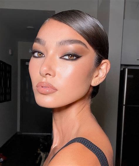 25 Trendy Siren Eyes Makeup Ideas Styleoholic