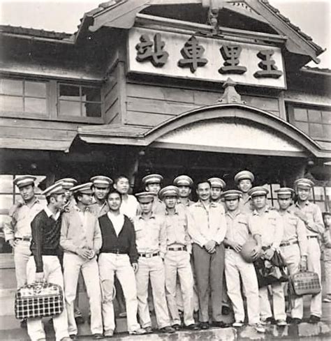 玉里火車站前的高中生 1950年代 轉 爆系知識家 爆料公社
