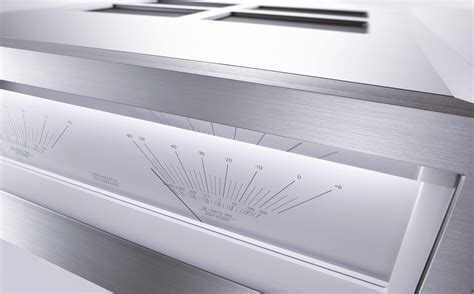 Reference Class R Series SE R Technics Canada