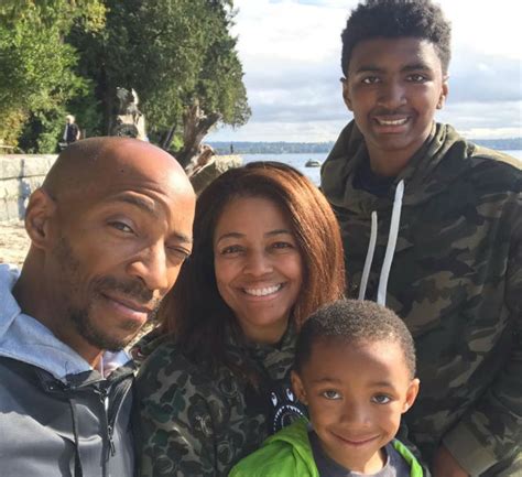 Kim Fieldss Instagram Twitter And Facebook On Idcrawl