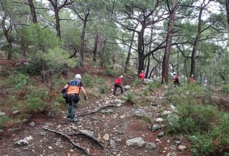 Antalyada Ormanda Korkunç Manzara Rus Kadın O Halde Bulundu Galeri