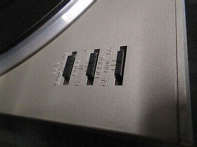 TECHNICS SL J3 LINEAR TRACKING DIRECT DRIVE TURNTABLE AT91E
