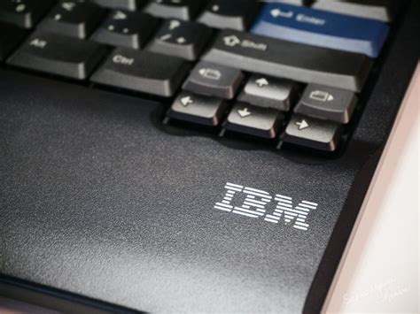 七列鍵盤的信仰IBM UltraNav USB Keyboard 旅行鍵盤開箱