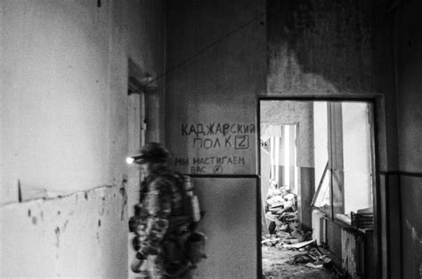 Уламки реальності Війна на плівці Даніїла Руссова — Bird In Flight