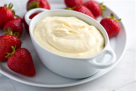 Ridiculously Easy Orange Cream Fruit Dip Recipe