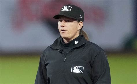 Ex Hofstra Softball Star Jen Pawol To Become Mlbs First Female Umpire