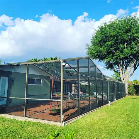 screen world group screen enclosures service in florida