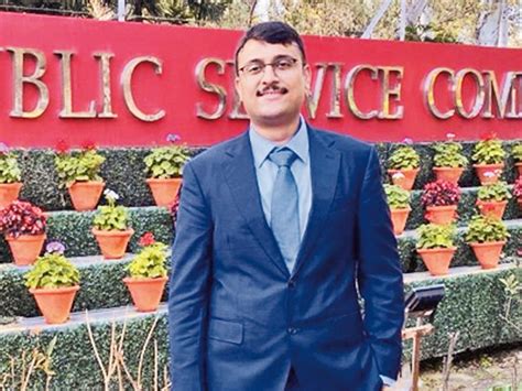 An Example Of Introspection And Consistency લક્ષ્યવેધ આત્માવલોકન અને સાતત્યની મિશાલ Divya