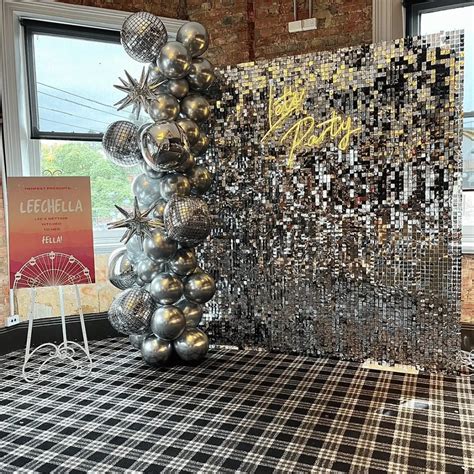Shimmy Shimmy Shimmer Wall Package Welcome