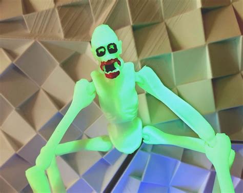 Trevor Henderson Scp 096 Modest Shy Articulated Glow In The Dark