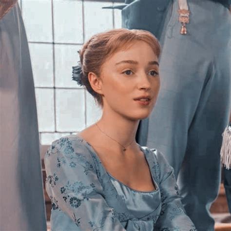 Daphne Icon Daphne Phoebe Dynevor Cute Girl Wallpaper
