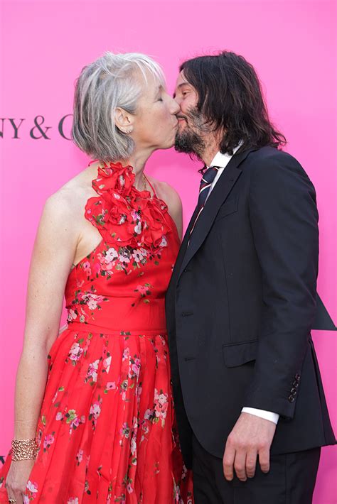 Shy Keanu Reeves Kept Relationship With Girlfriend Private For Years — 5 Times They Showed