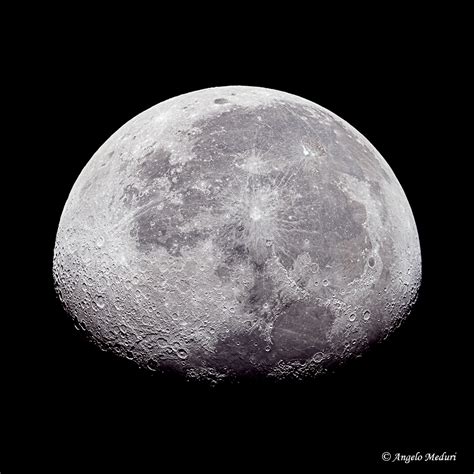 Foto Di Angelo Meduri Luna Gibbosa Calante Cosmo2050