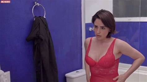 Naked Fernanda Vasconcellos In Rua Do Sobe E Desce Número Que Desaparece