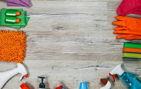 중간에 Copyspace와 나무 배경에 제품을 청소 광고 청소 회사의 개념 가사 집안일에 대한 스톡 사진 및 기타 이미지 가사 집안일 가정 생활 개념 Istock