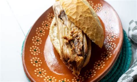 La ‘guajolota O Torta De Tamal El Desayuno Favorito De La Ciudad De