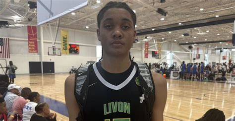 Here Is An End Of Summer Update With 7 1 215 Lb Fr C Joshua Clark Who Will Be Red Shirting This Yr