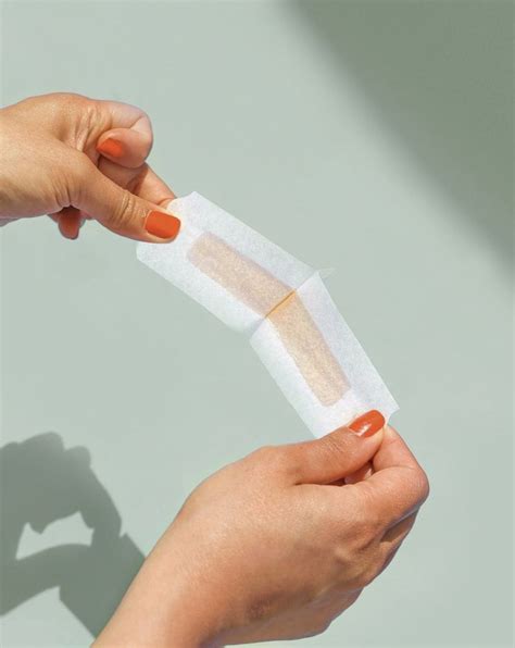 Everything You Need To Know About Chin Waxing At Home