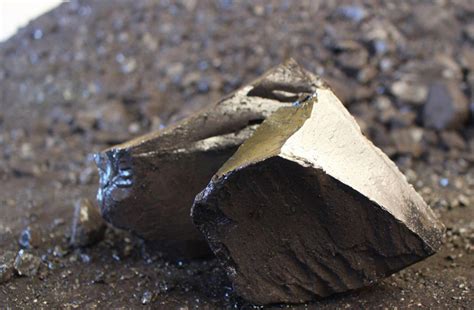 Bitumen Meaning