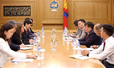 Орон сууцны санхүүжилтийн банк байгуулах чиглэлээр Азийн хөгжлийн банктай санал солилцлоо