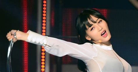 [포토] 레인보우 블랙 김재경 아찔 시스루