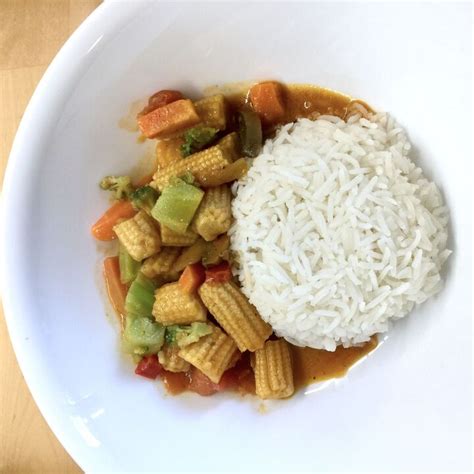 Easy Chicken Curry Recipe Foodtalk